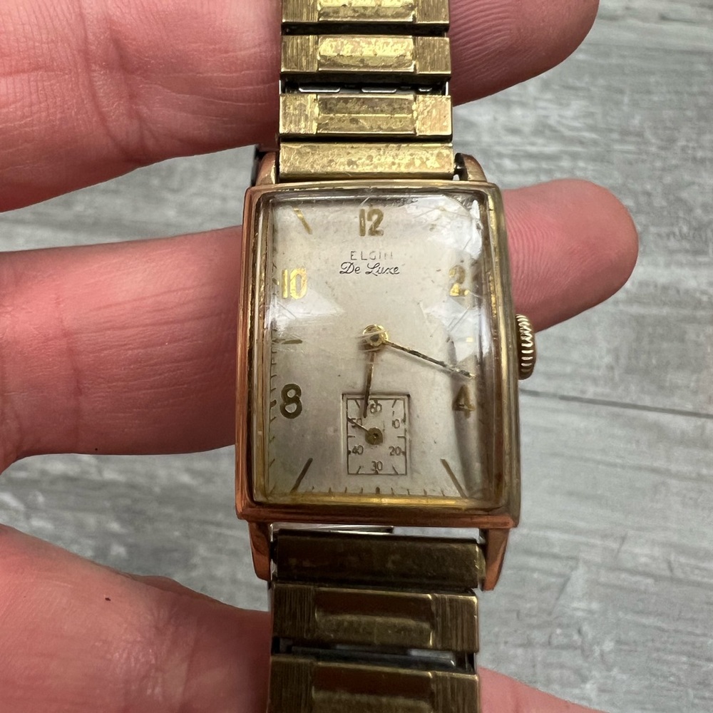 1946 Elgin De Luxe 558 17 Jewels 10k Gf Watch - Gem